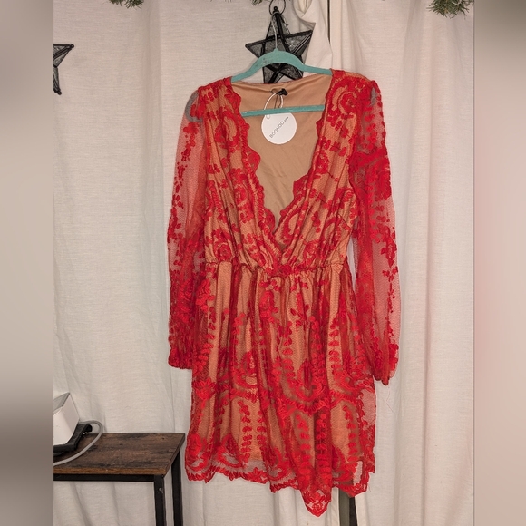 Boohoo Plus | Dresses | Holiday Ready Wedding Guest Plus Elegant Red ...